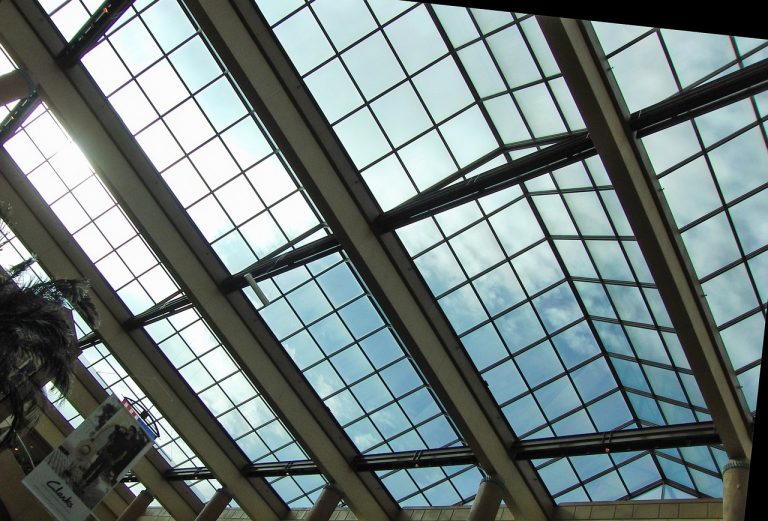 7 Ide Desain Atap Kaca Skylight untuk Rumah - Lamudi